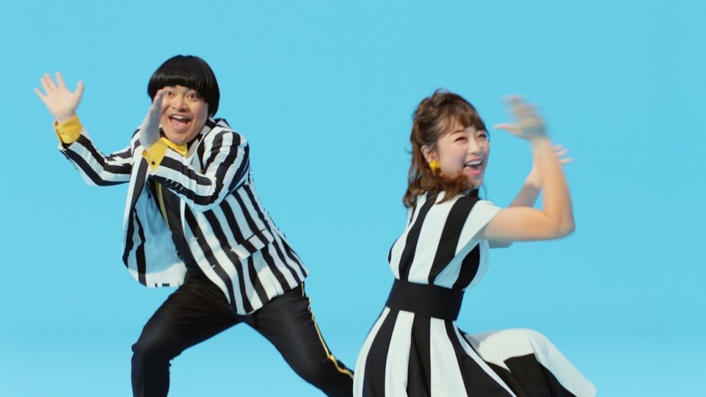 Ryo Kato and Nana Suzuki in the TV ad of Kirin Hyoketsu, tap dance and ...